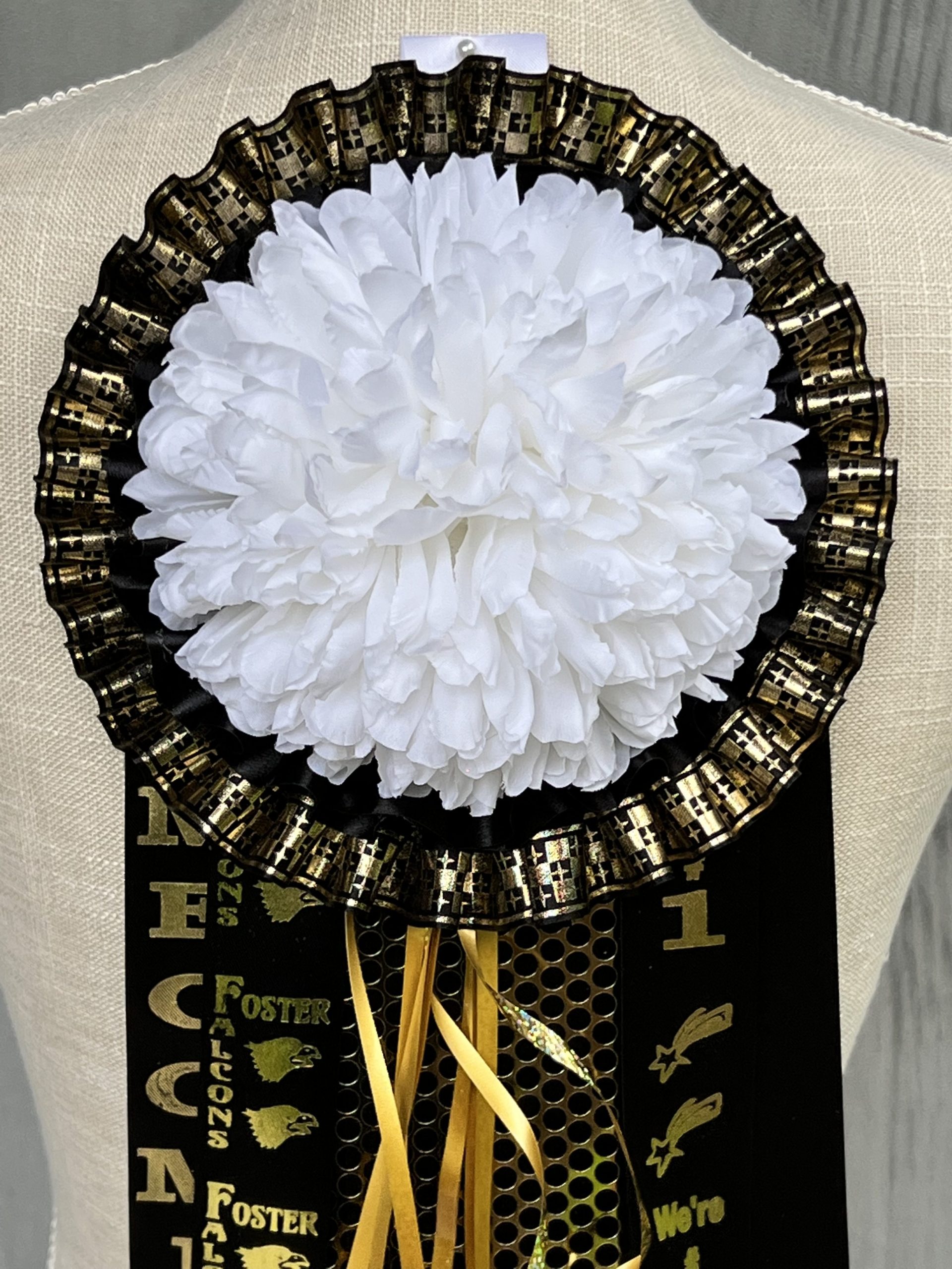HOCO MUMS – Accent Ribbons